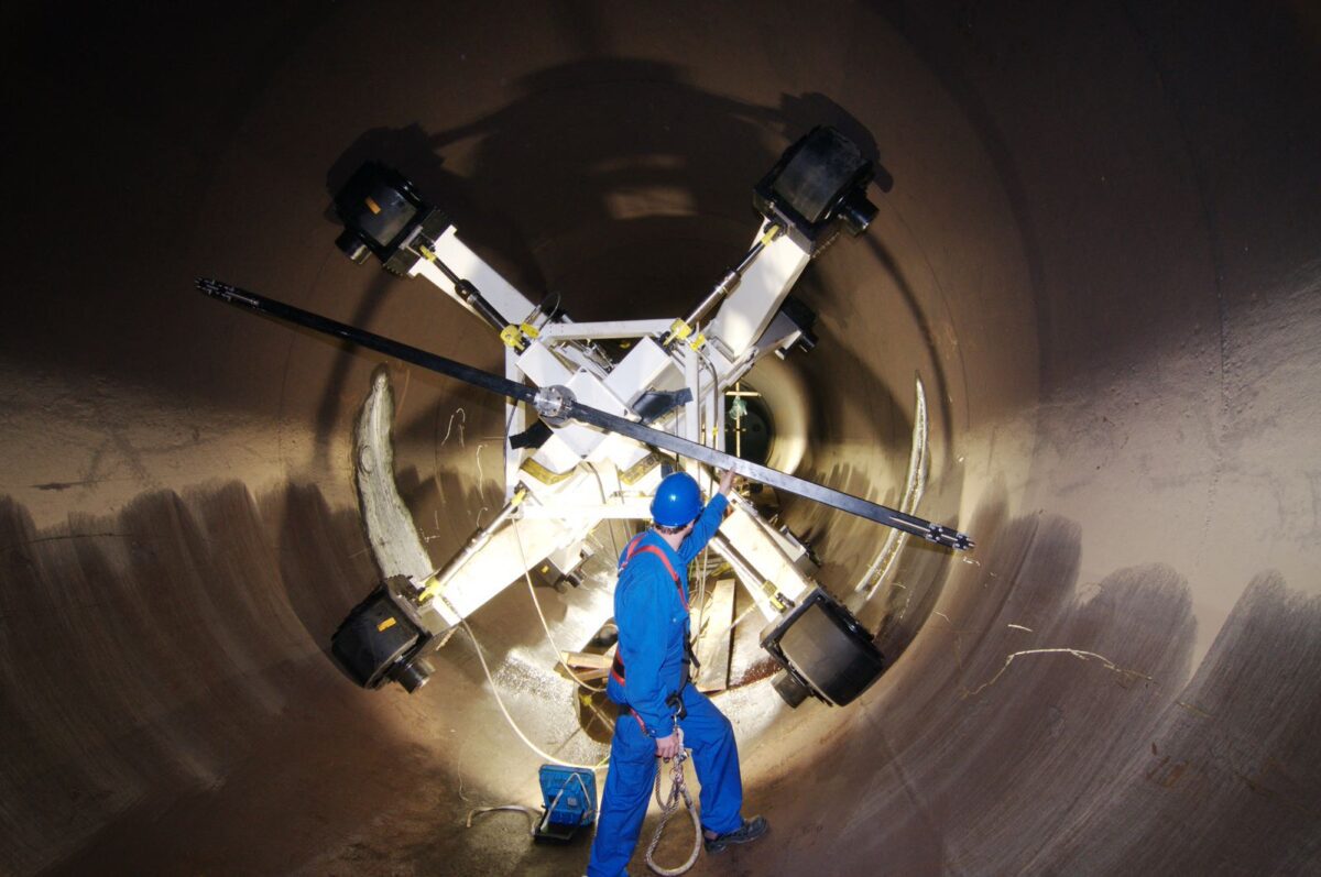 Robotic Aquamiller and Pipe Cleaning Technologies